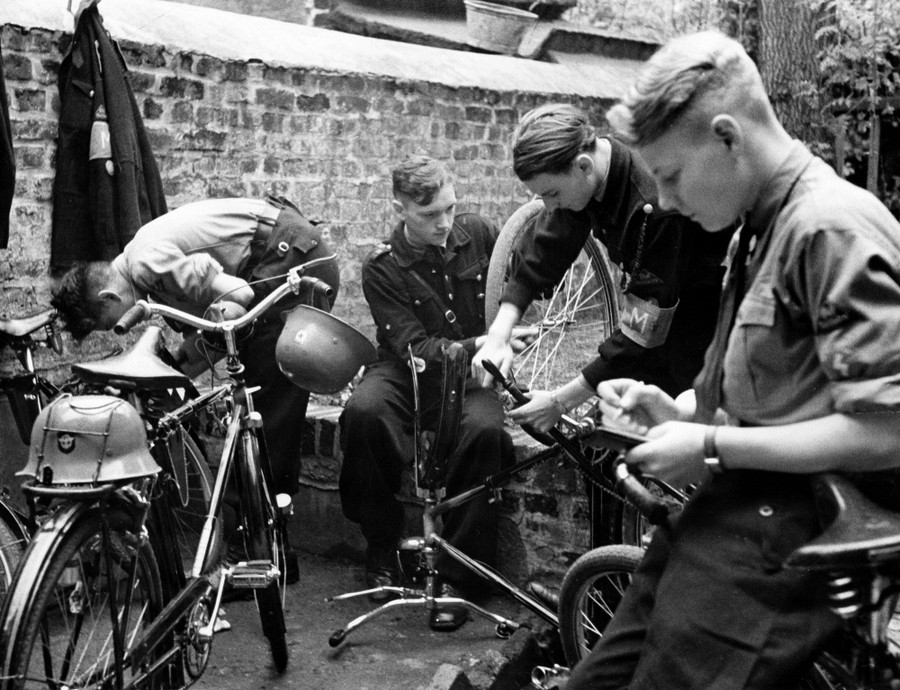Bicycles of World War II - The Atlantic