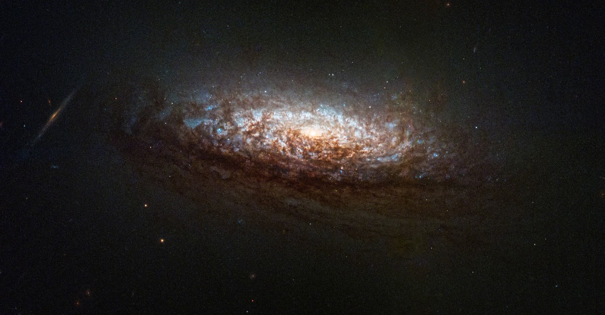 Day 9 of the 2024 Space Telescope Advent Calendar: A Dark and Dusty ...