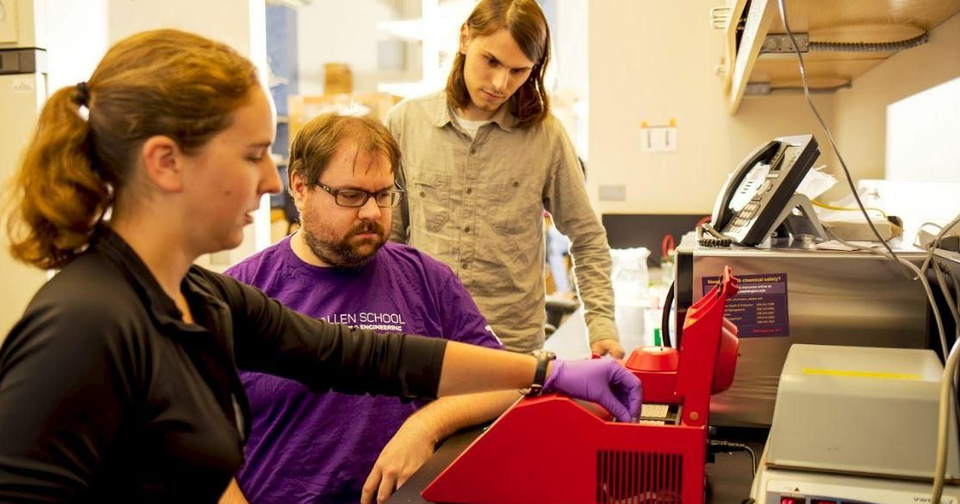 Scientists Take Over Computer by Encoding Malware in DNA - The Atlantic