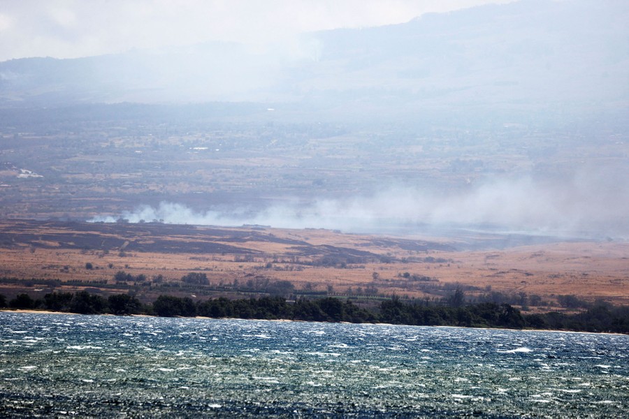Photos: Deadly Wildfires Sweep Across Maui - The Atlantic