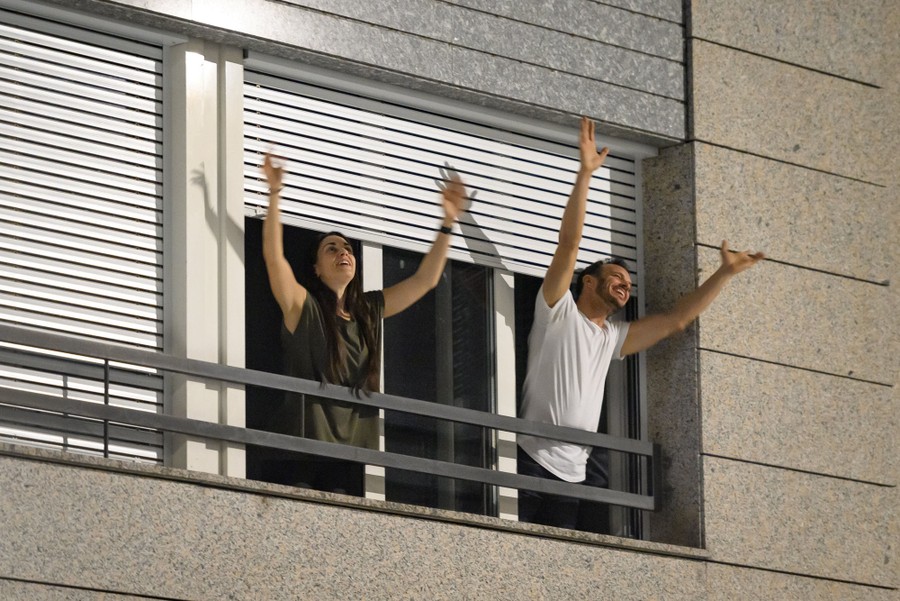 Music and Encouragement From Balconies Around the World - The Atlantic