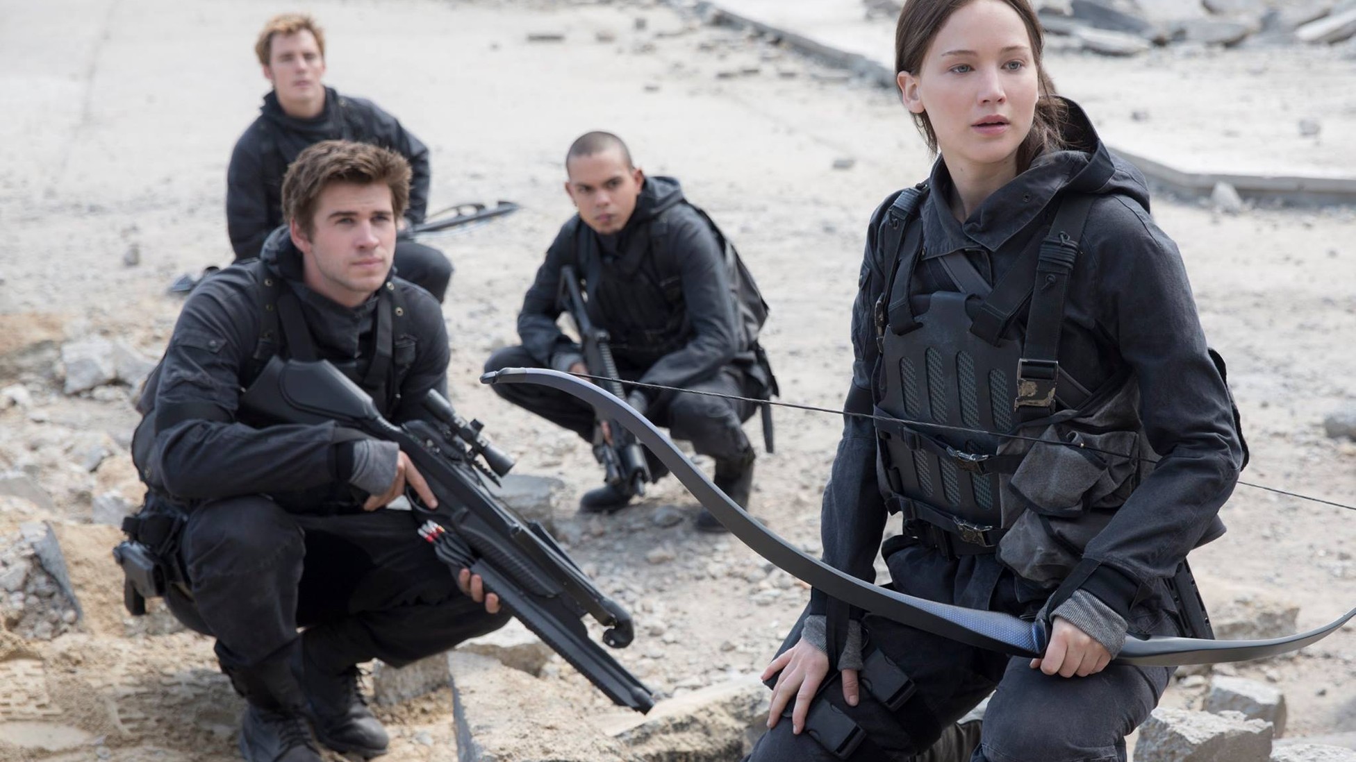 Movie Review: 'Mockingjay—Part 2' Is a Dull Slog to the Very End - The ...