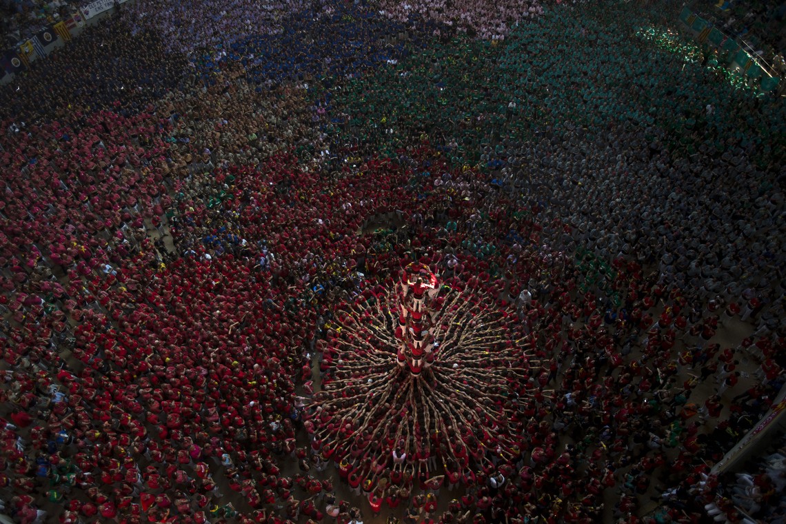 The Impossible Elegance of the Human Tower - The Atlantic