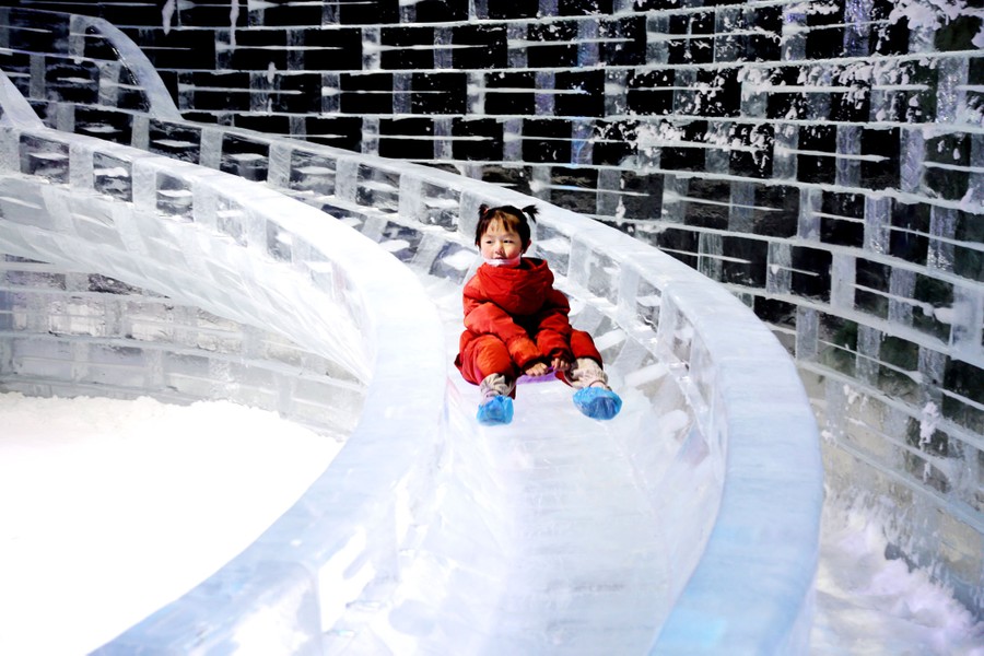 Photos: Keeping Cool During Heat Waves - The Atlantic