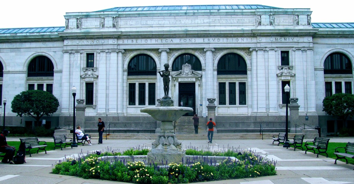 Our Towns: When Libraries Are 'Second Responders' - The Atlantic