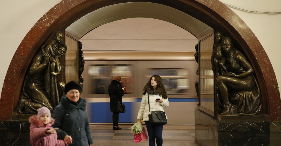 Scenes From the Moscow Metro - The Atlantic