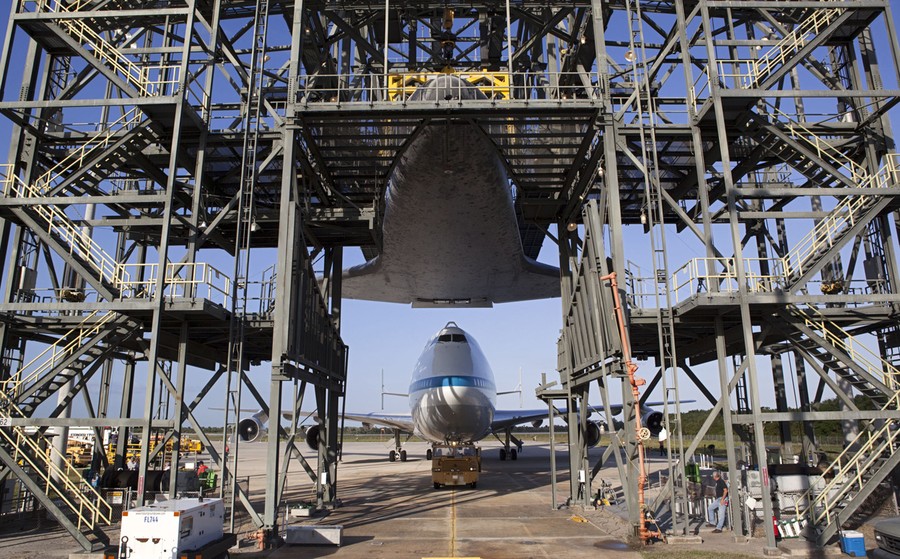 Space Shuttle Discovery's Final Flight - The Atlantic