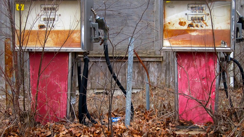 Small Spills at Gas Stations Add Up - The Atlantic