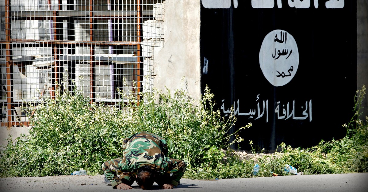 The Apocalyptic Prophecies Behind the Black Flag of ISIS - The Atlantic
