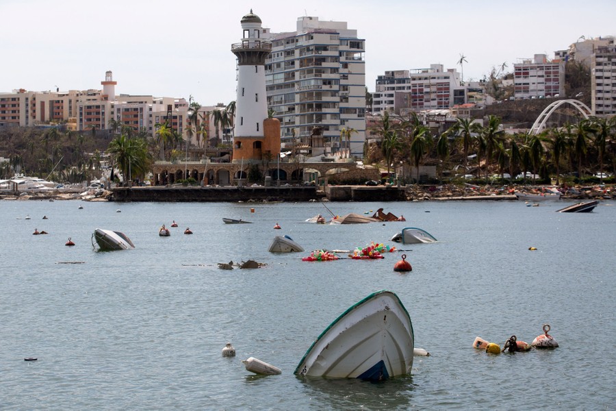 Photos From Acapulco in the Aftermath of Hurricane Otis - The Atlantic