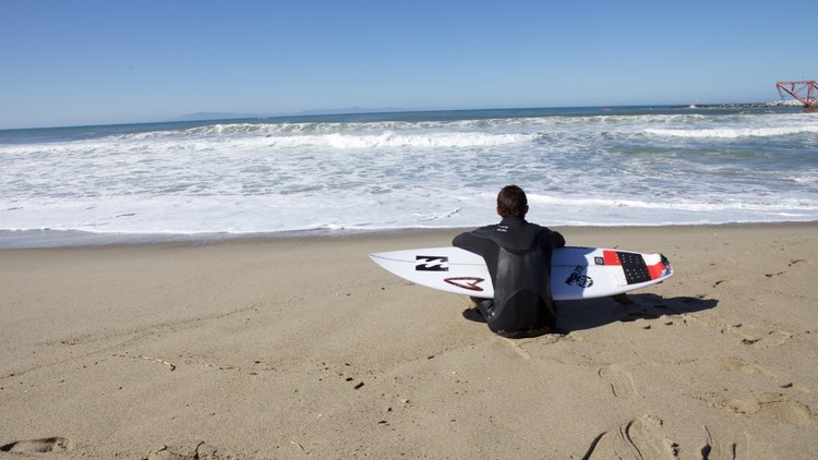 How Carissa Moore, Ryland Rubens, and Other Young Surfing Champs Keep ...