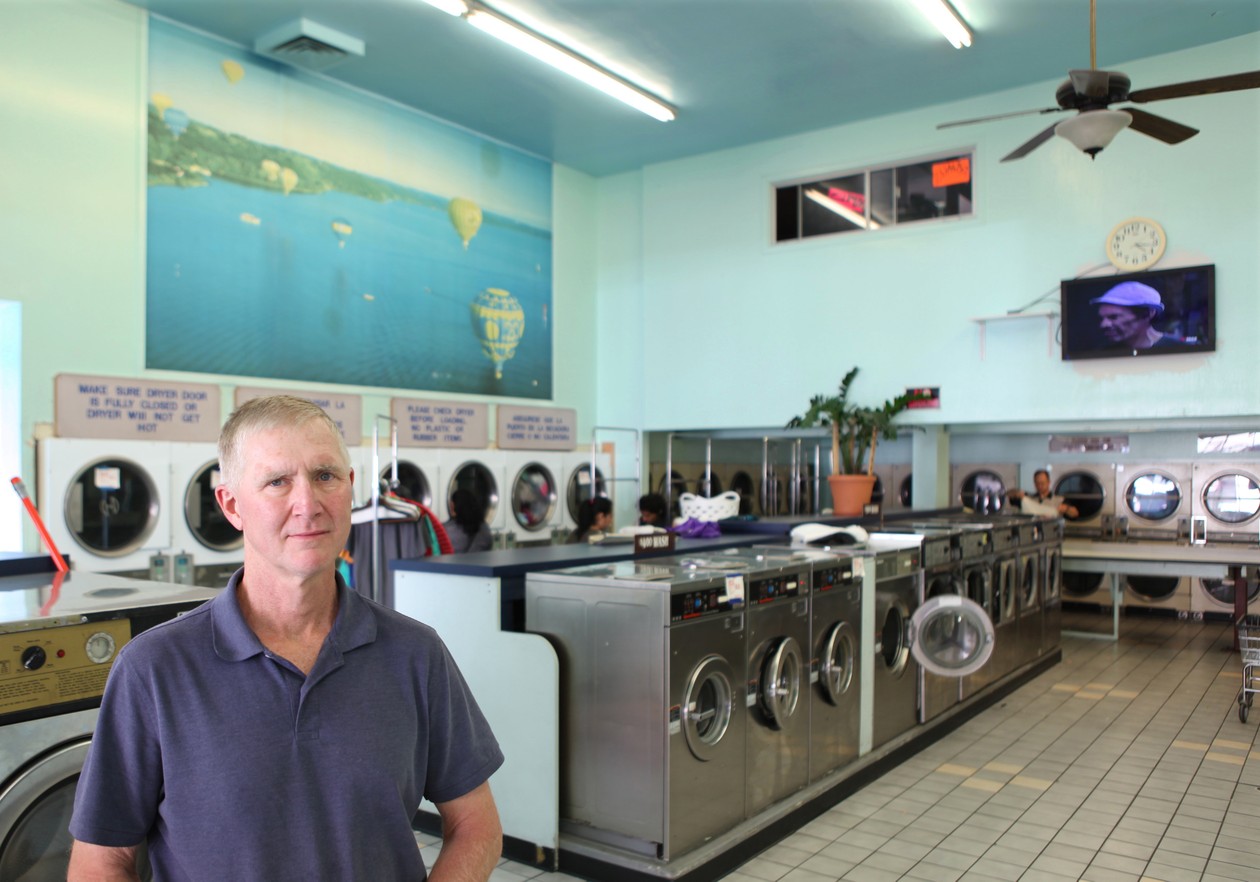 The Decline of the American Laundromat - The Atlantic