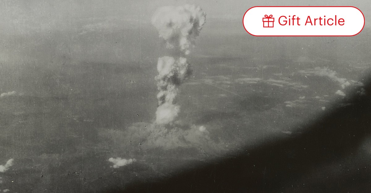 atomic bomb ww2 dates