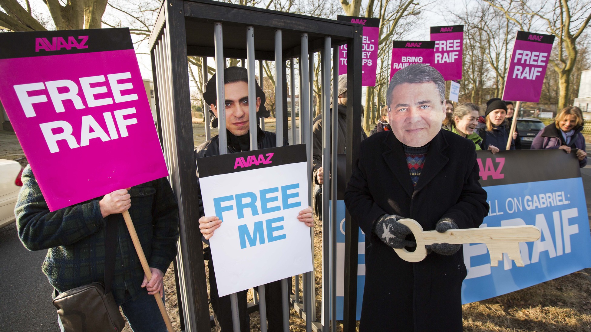 Jailed Saudi Blogger Raif Badawi Is Awarded the Sakharov Prize - The ...