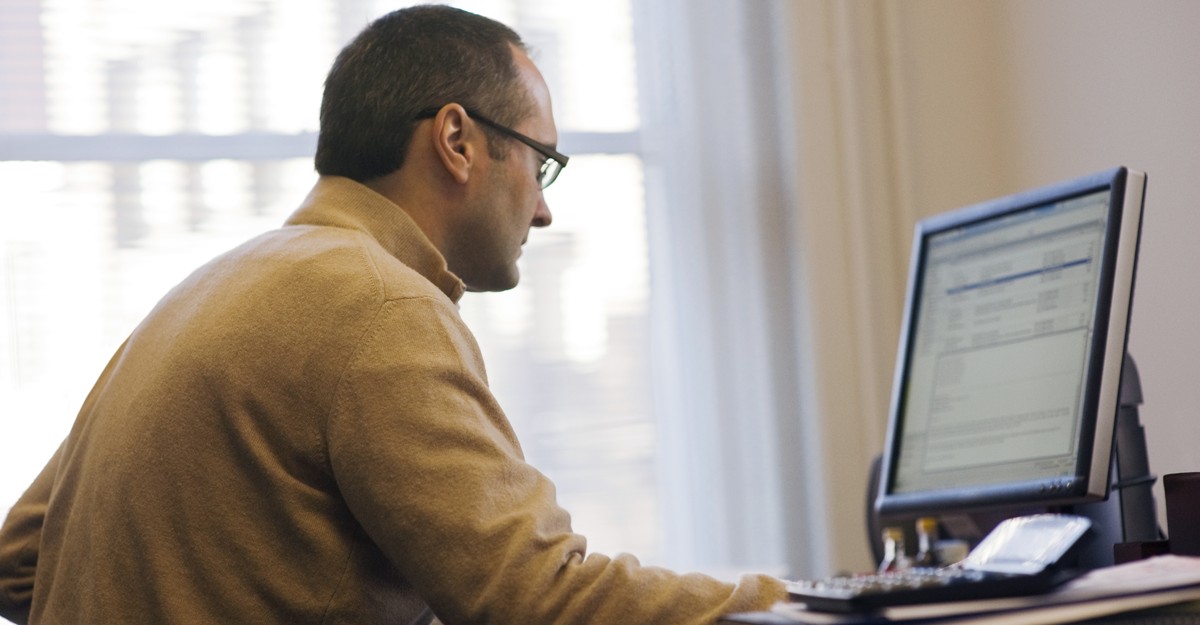 Symantec Report: Hackers Get Back to the Basics - The Atlantic