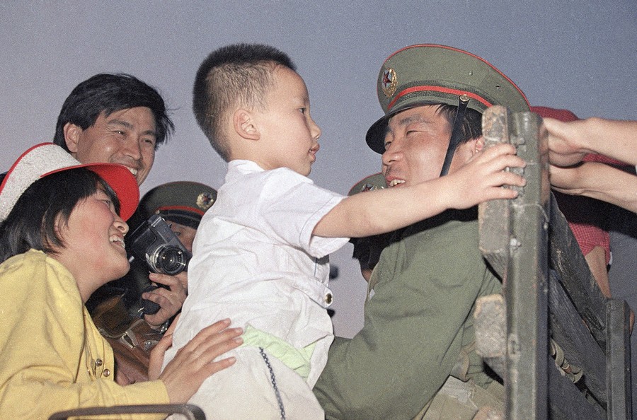 The 1989 Tiananmen Square Protests in Photos - The Atlantic