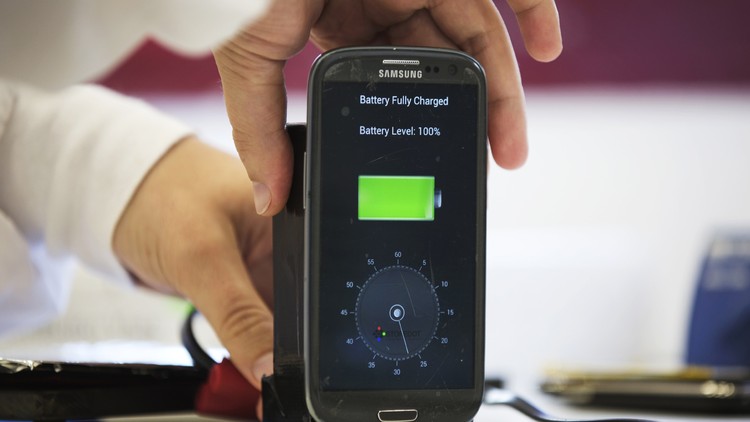 What Would It Take to Double a Cell Phone’s Battery Life? - The Atlantic