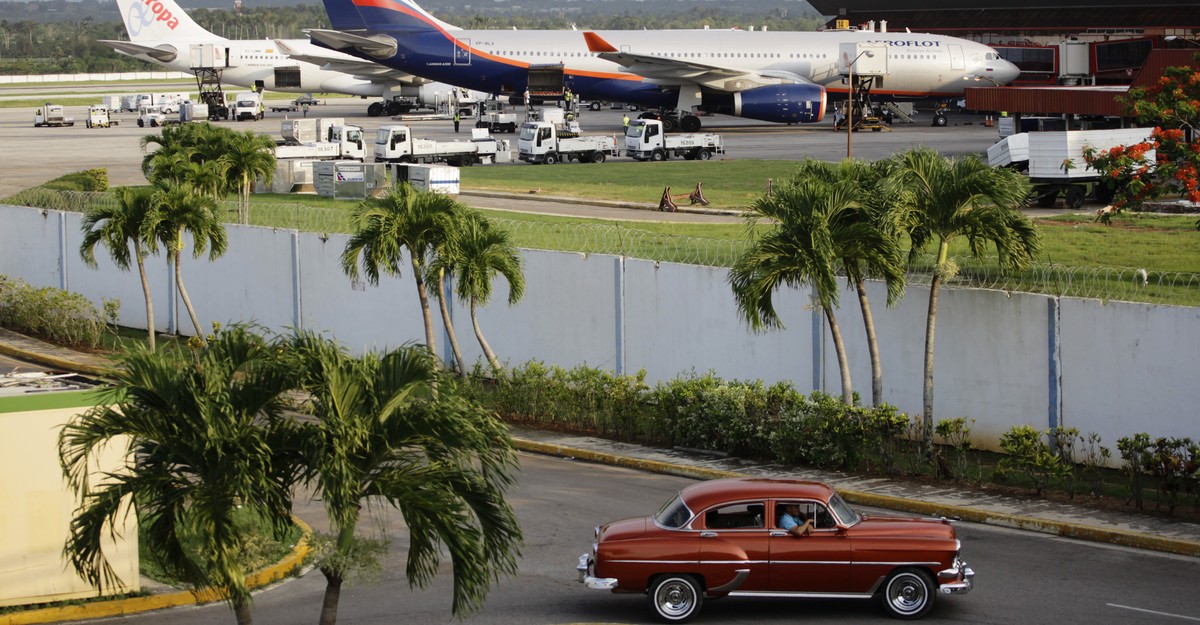 The First Commercial Flight to Cuba Since 1961 Is Scheduled to Leave ...