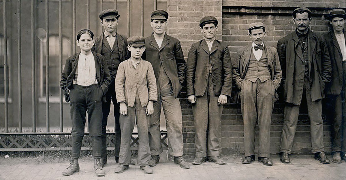 The Social Advantage of Pockets - The Atlantic