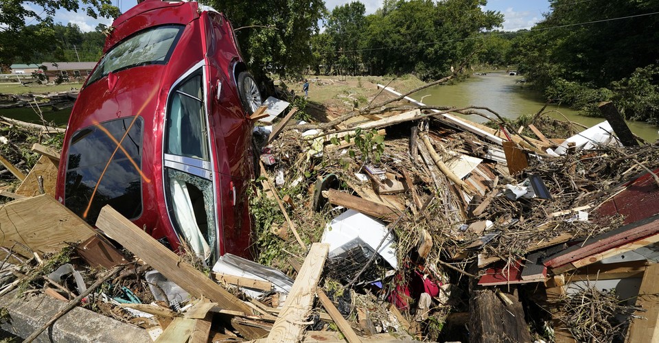 Photos: Deadly Flash Floods Hit Tennessee After a Torrential Storm ...