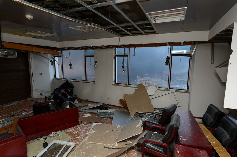 Photos of the Aftermath of the Massive Explosion in Tianjin, China ...