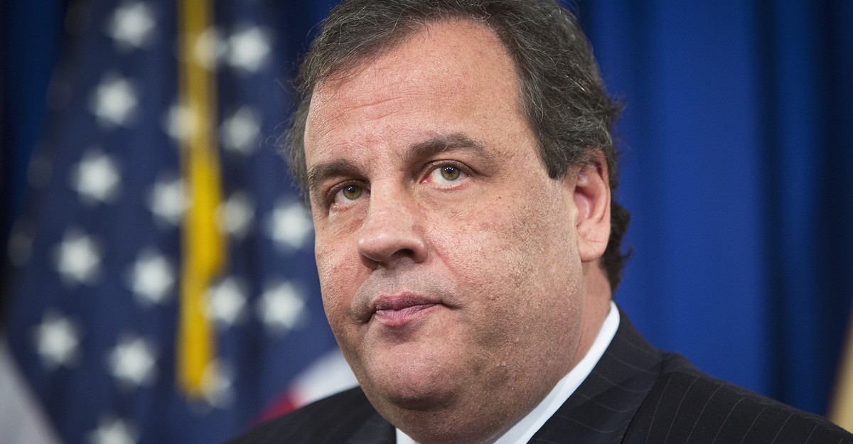 Why Chris Christie Still Supports Trump - The Atlantic