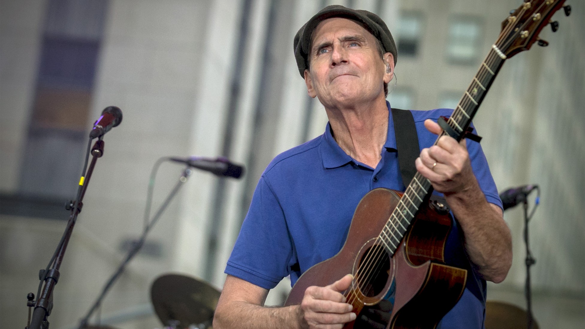 How Did James Taylor's 'Before This World' Become a Billboard No. 1 ...