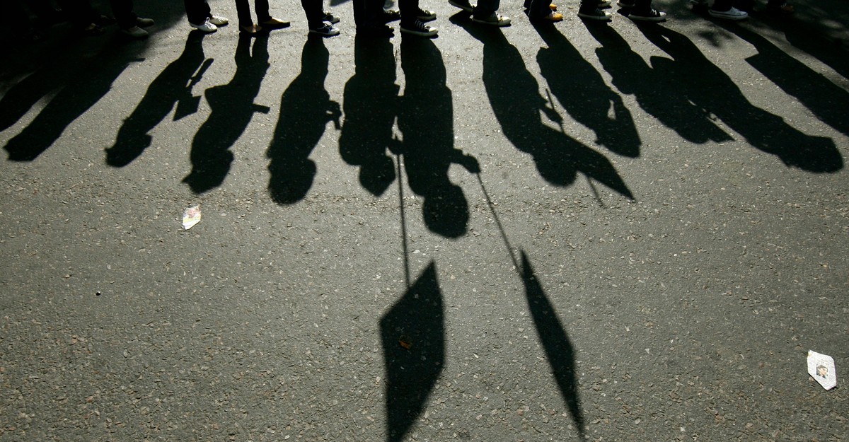 Stanford’s Tuition Giveaway Is Not Good News - The Atlantic