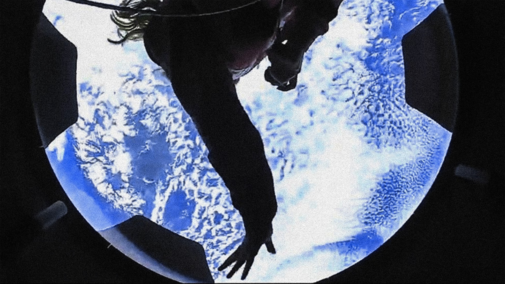 SpaceX’s Inspiration4 Splashes Down Into a New Era of Space Tourism ...