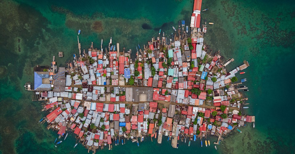 An Island Community Displaced by Climate Change - The Atlantic