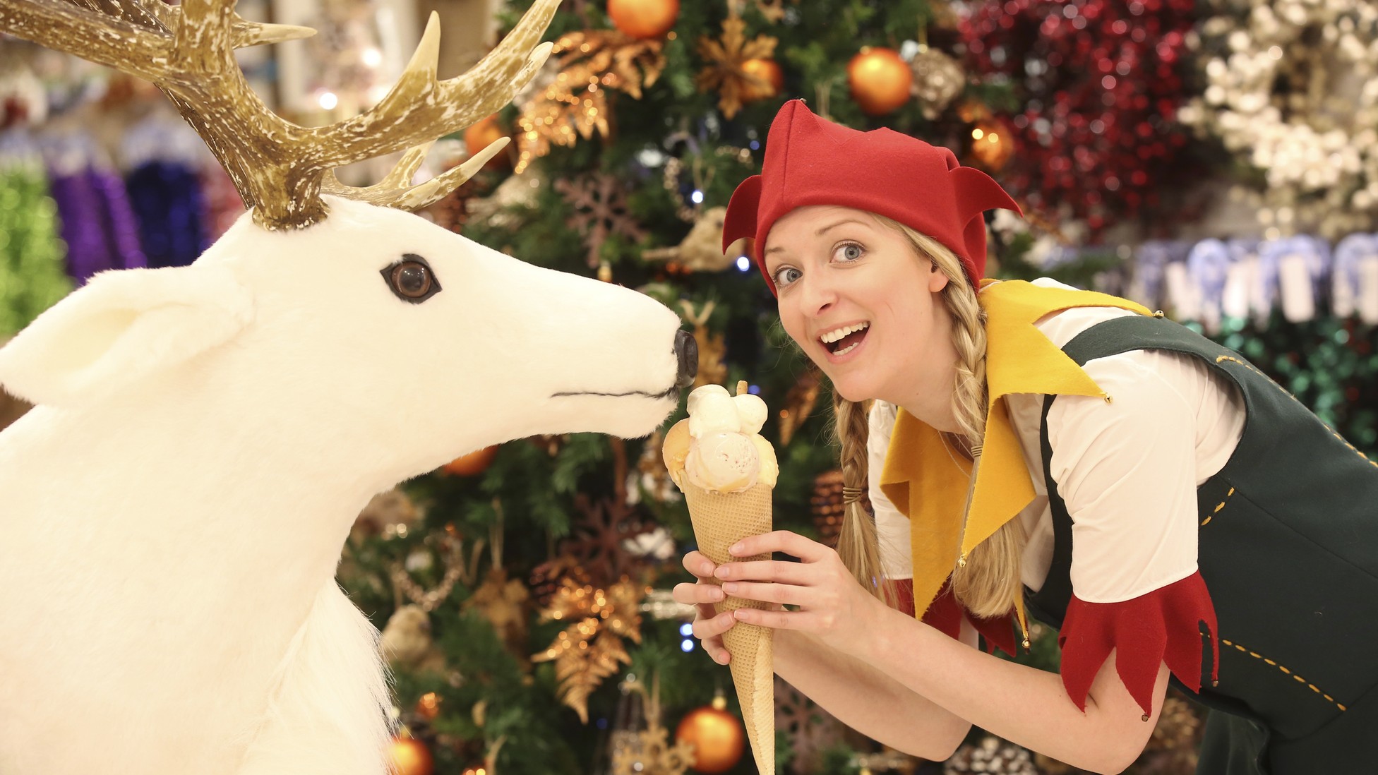 A Day in the Life of a Department-Store Elf - The Atlantic