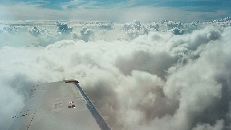 Leave Your Airplane-Window Shades Open - The Atlantic