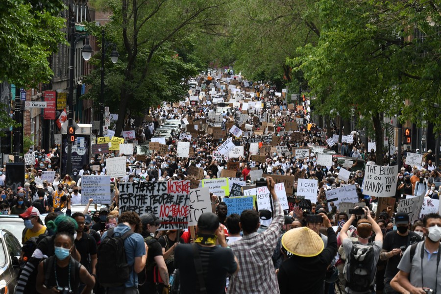 Images From a Worldwide Protest Movement - The Atlantic