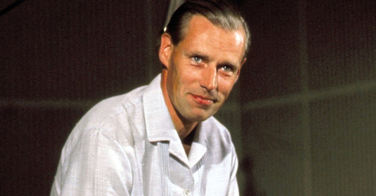 George Martin, Dead at 90: The Producer Helped the Beatles Bridge Rock ...