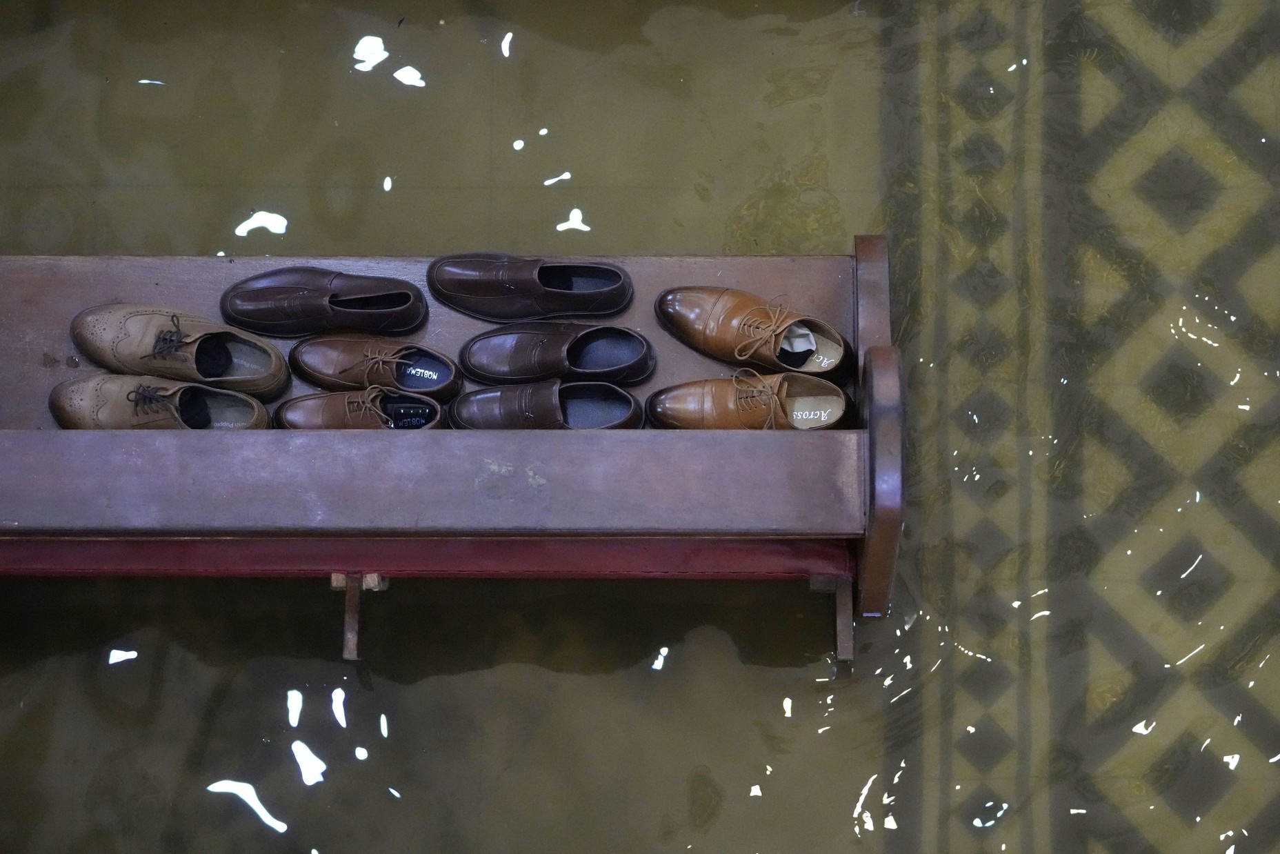 Photos: A Flooded Wedding - The Atlantic