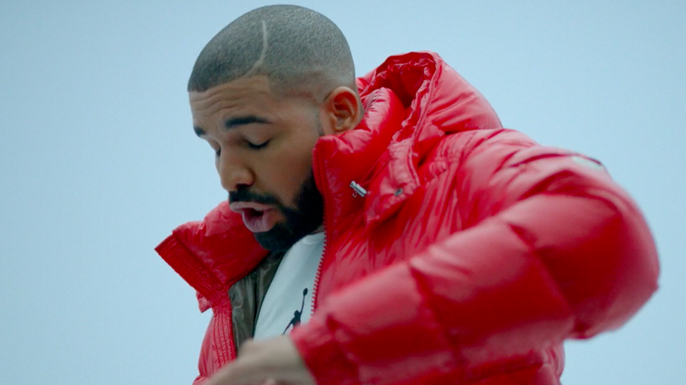 The Meta Meaning of Drake's Dorky Dancing in the 'Hotline Bling' Video ...
