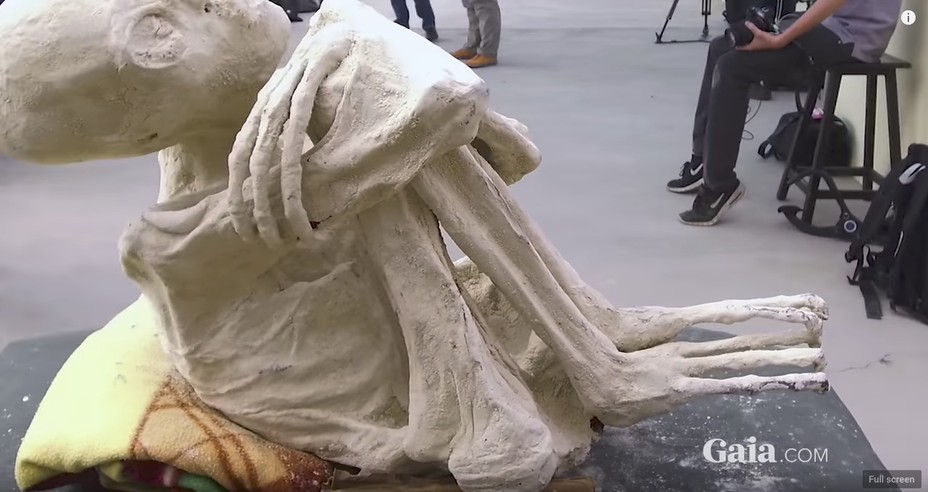 The Racism Behind Alien Mummy Hoaxes - The Atlantic