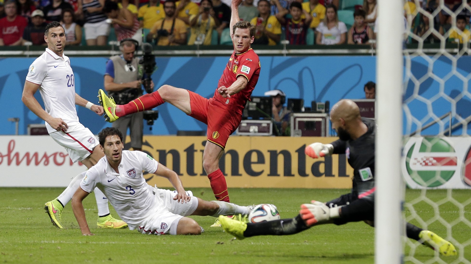 Tim Howard Just Taught Me to Love Soccer - The Atlantic