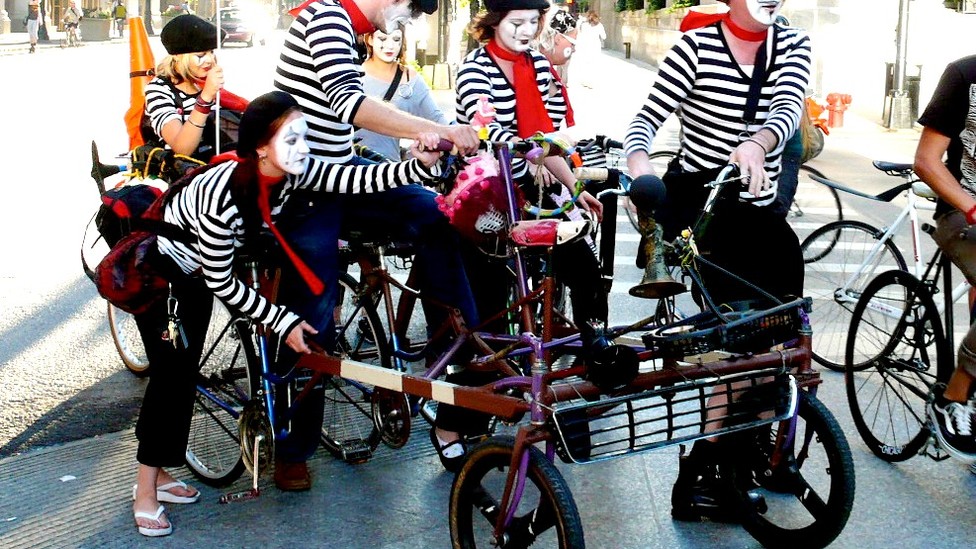 Mime as Art Therapy - The Atlantic