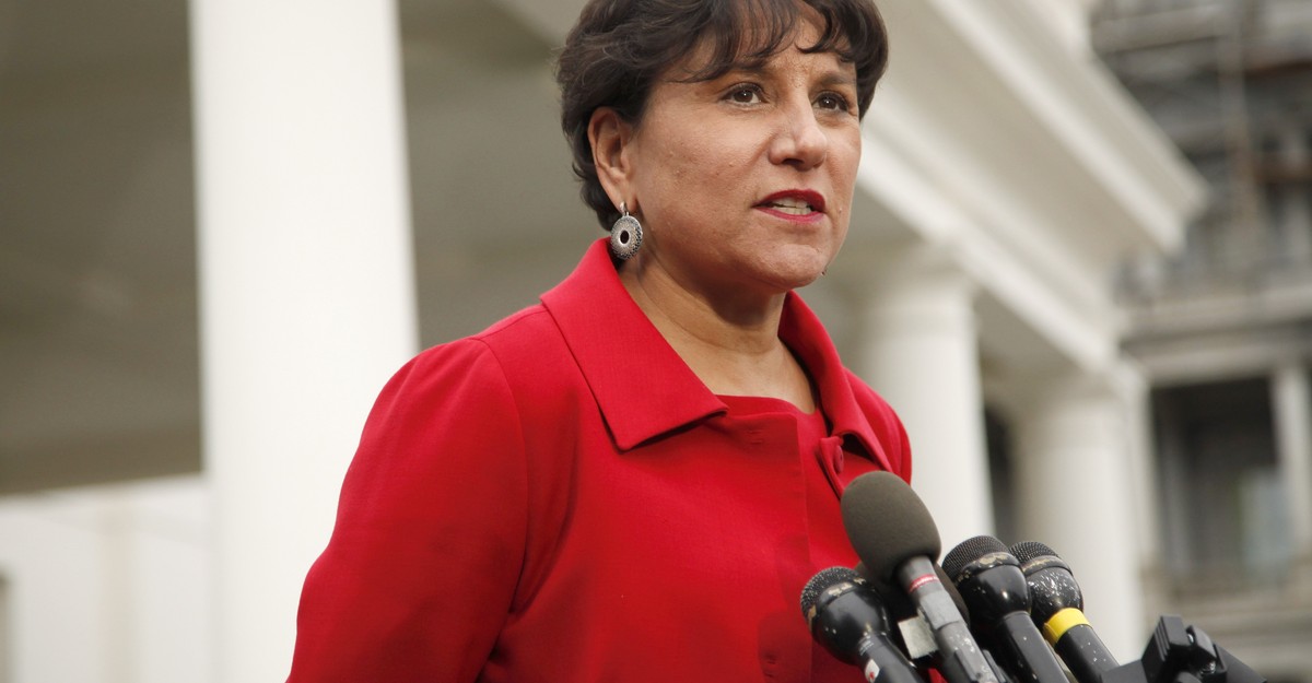Four Things to Know About Penny Pritzker, a Billionaire and Obama's ...