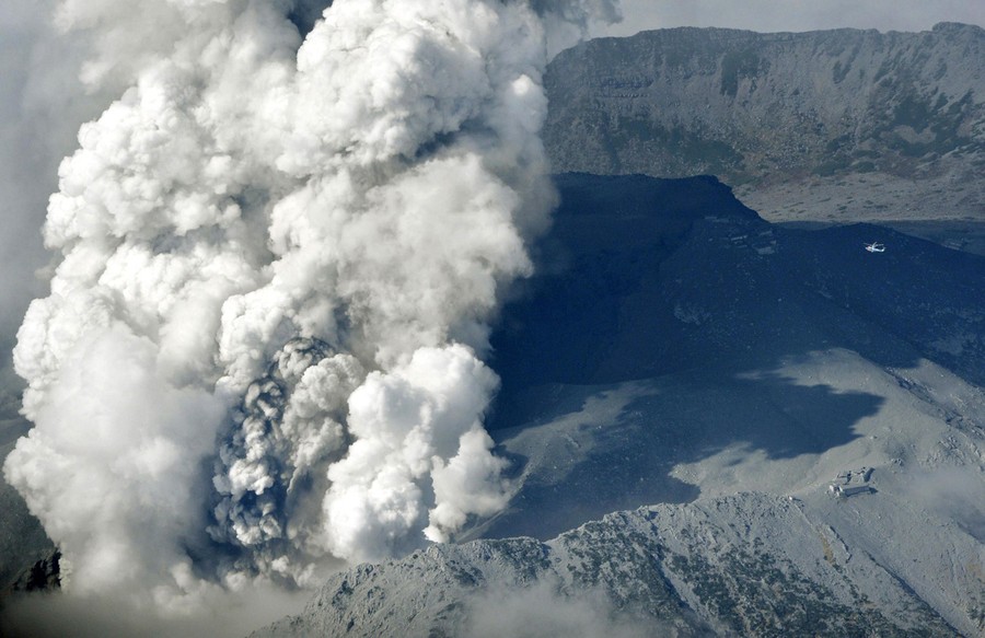 The Eruption of Japan's Mount Ontake - The Atlantic