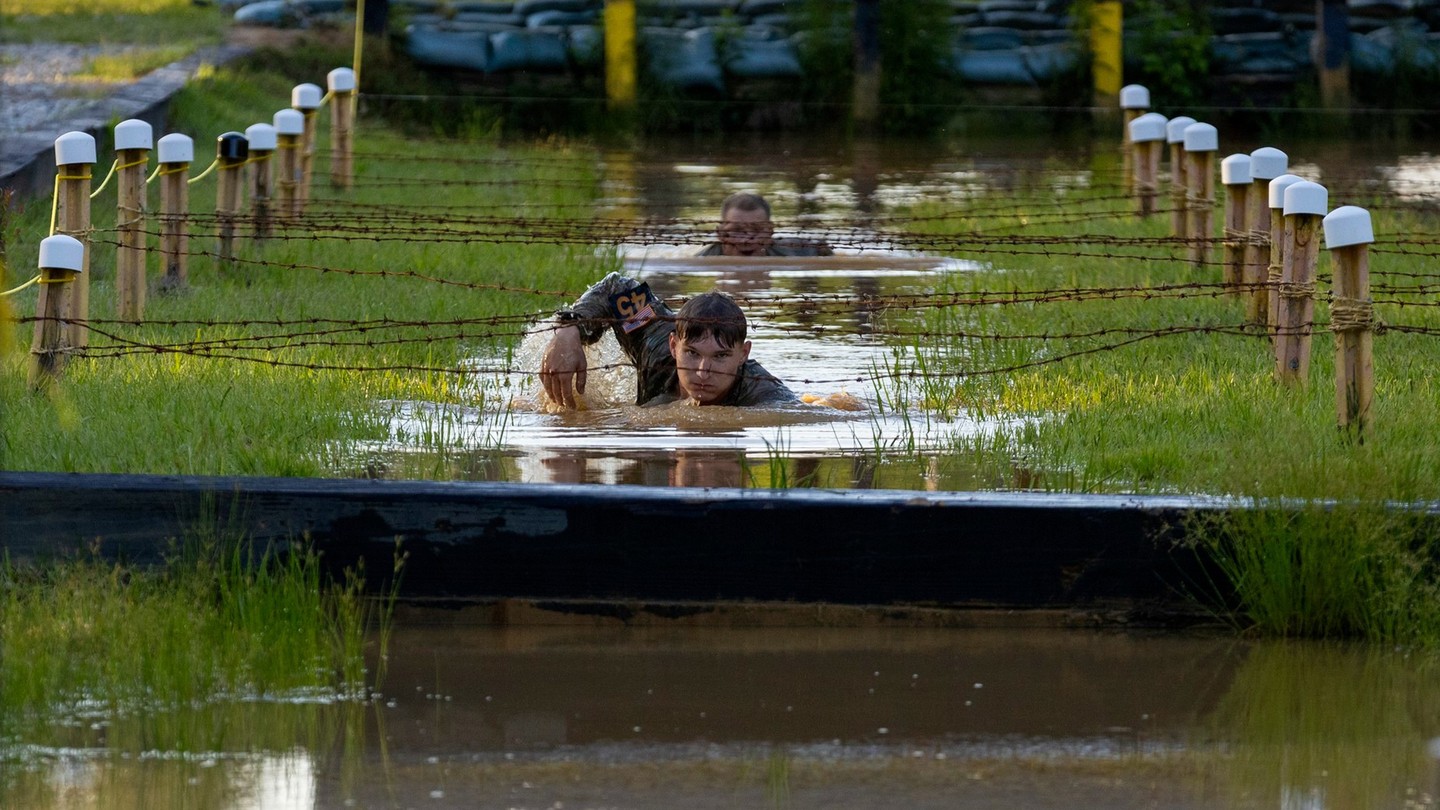 The Astonishing Toughness of the Army’s Best Rangers - The Atlantic