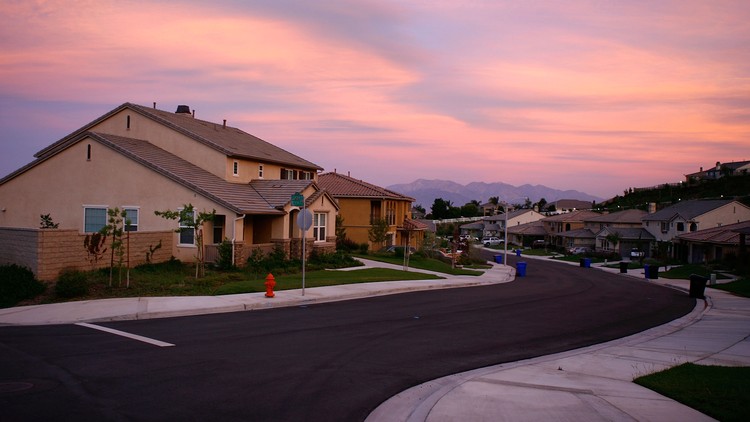 An Architect Defends the Suburbs - The Atlantic