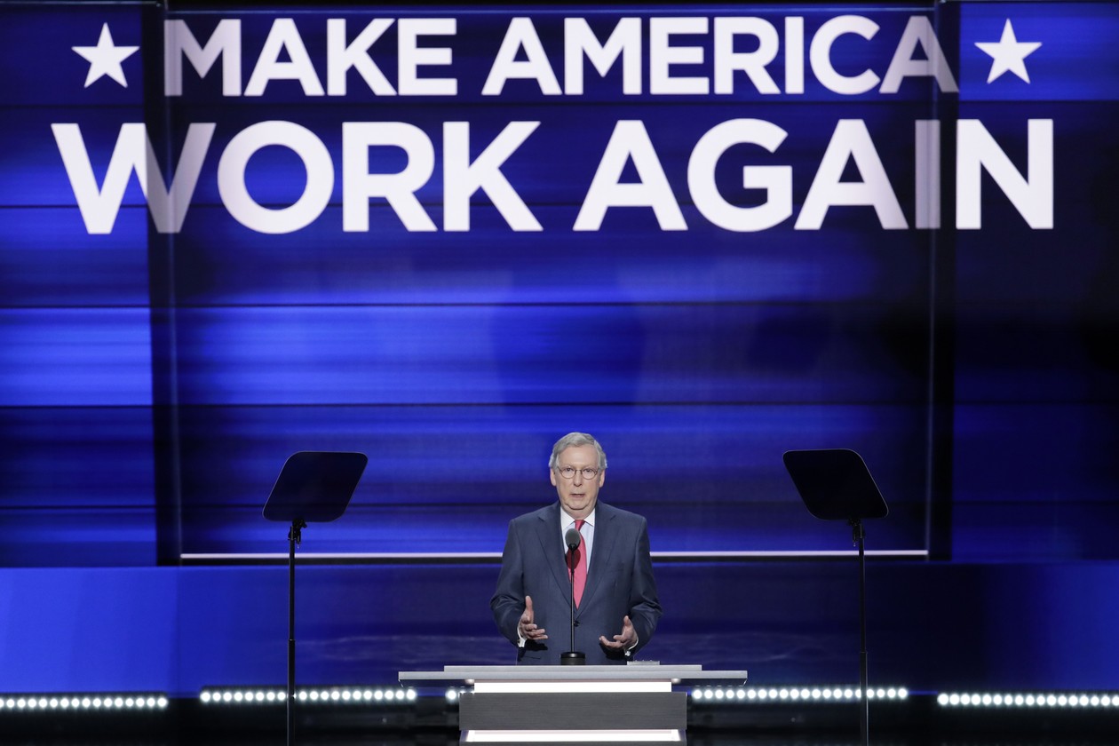 Donald Trump Officially Becomes the U.S. Republican Presidential ...