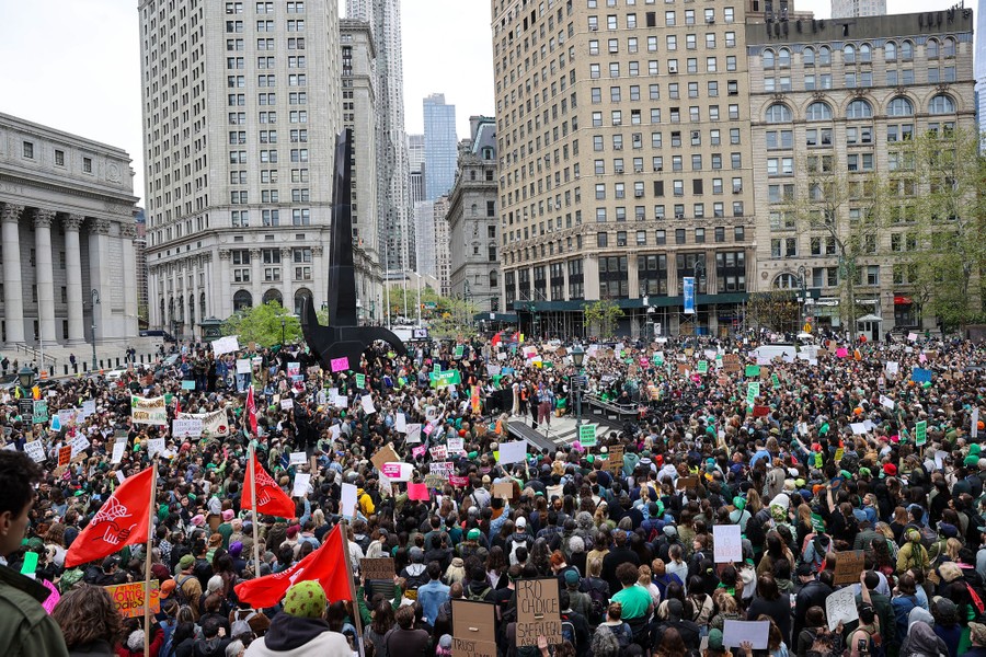 Photos: The Fight for Roe - The Atlantic