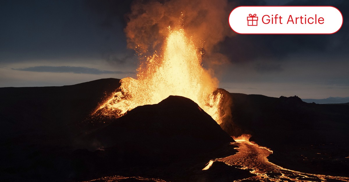 lava fork volcano eruption
