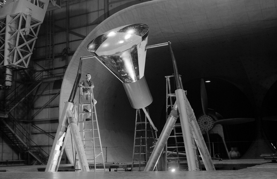 The Historic Flight of Mercury 6 - The Atlantic