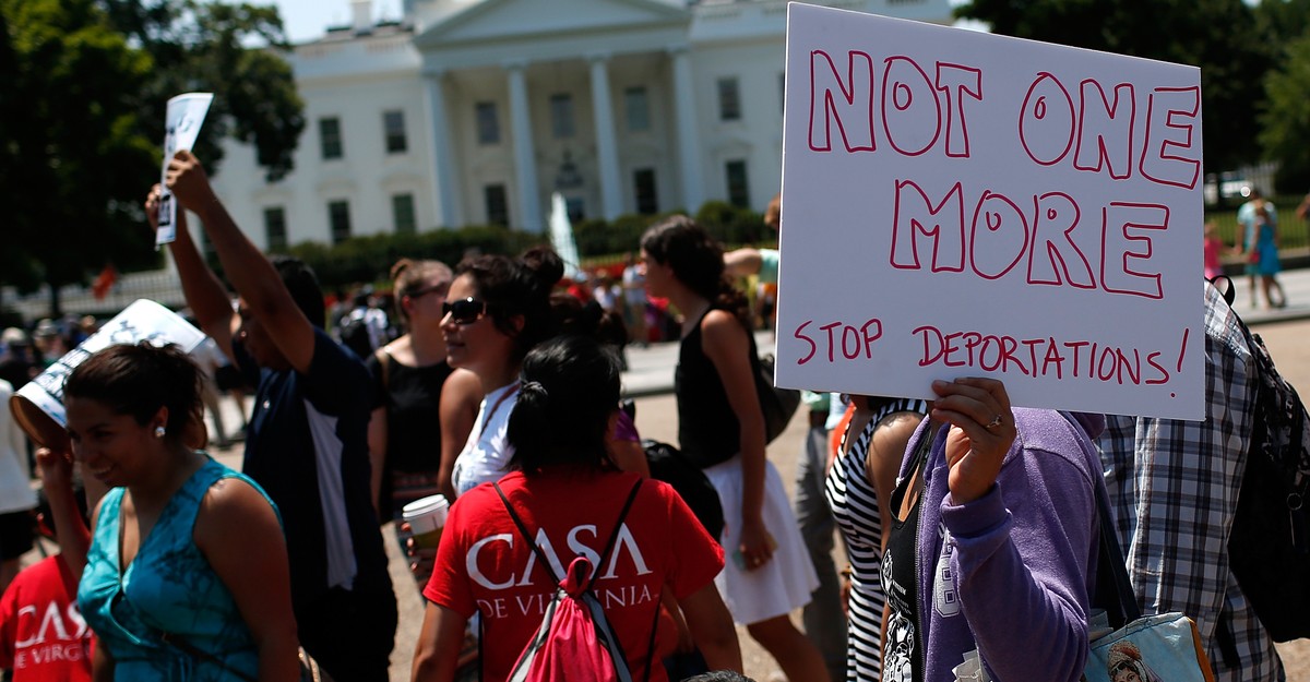 Immigration Isn't A Slam-Dunk Issue for Democrats Anymore - The Atlantic