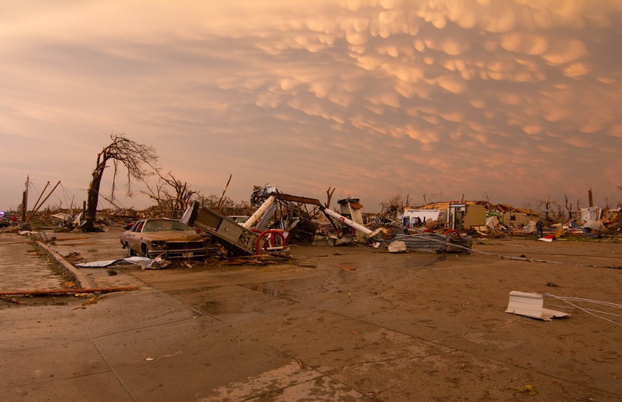 joplin tornado real pictures