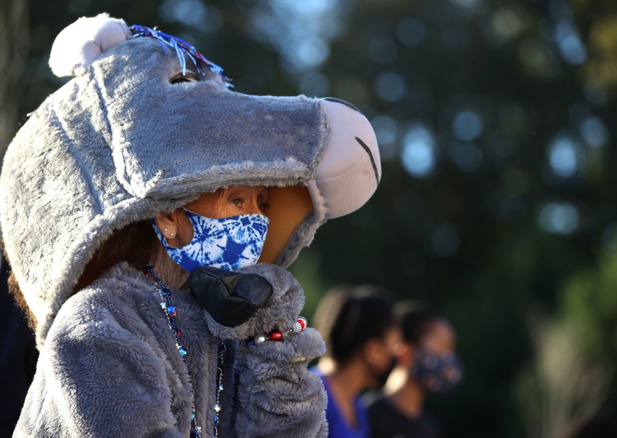 2020 Seen Through the Lens of Justin Sullivan - The Atlantic